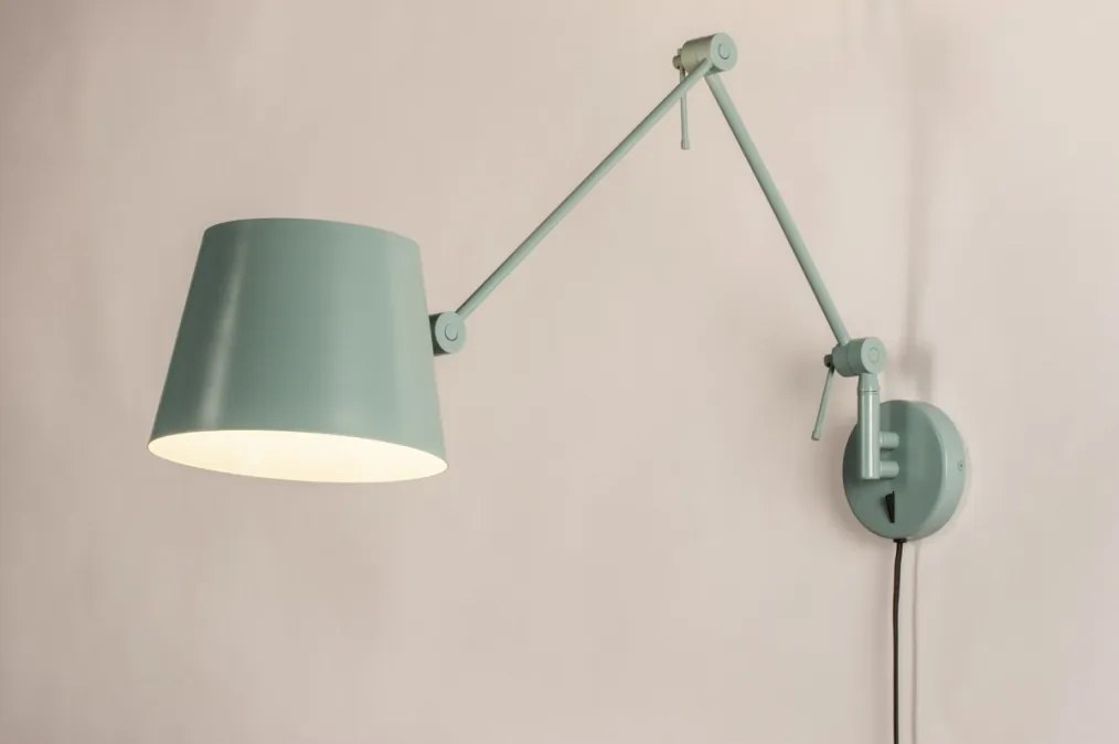 Nástěnné designové svítidlo s ramenem Snap Fosca Old Green