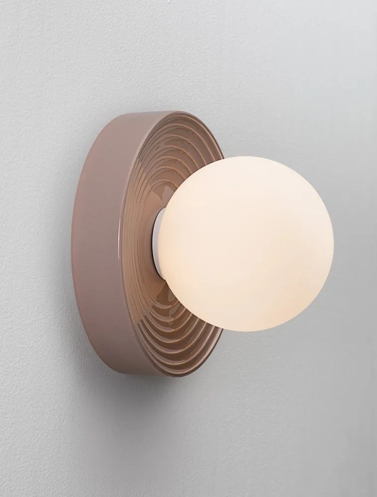 Světle hnědé keramické nástěnné svítidlo Orbique – Nova Luce