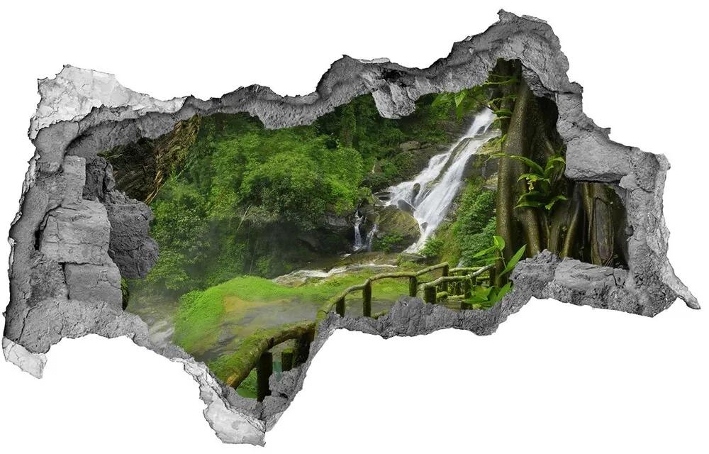 Wallmuralia Díra 3D ve zdi na stěnu Vodopád v pralese 95x73 cm