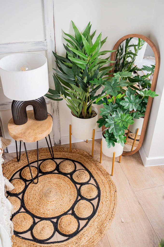 Umělá palma jako živá v pleteném květináči, výška 80 cm