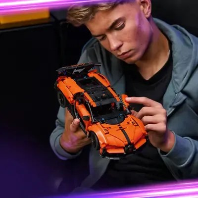 LEGO® Technic 42222 Hyperauto Bugatti Chiron Pur Sport / Počet dílků: