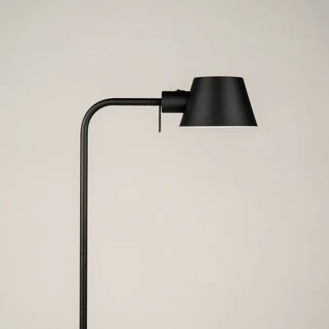 Stojací designová lampa Sabre Black