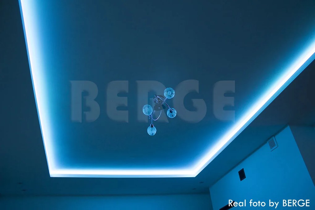 BERGE LED pásek - SMD 5050 - RGB - 5m - 60LED/m - 14,4W/h - IP65 - s konektorem