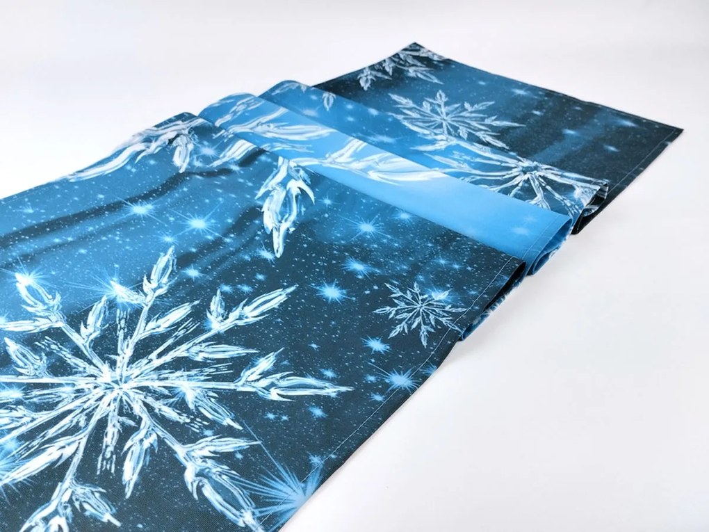 DIMEX | Vánoční běhoun na stůl Sněhové vločky TS V04 | modrá | 40 x 140 cm