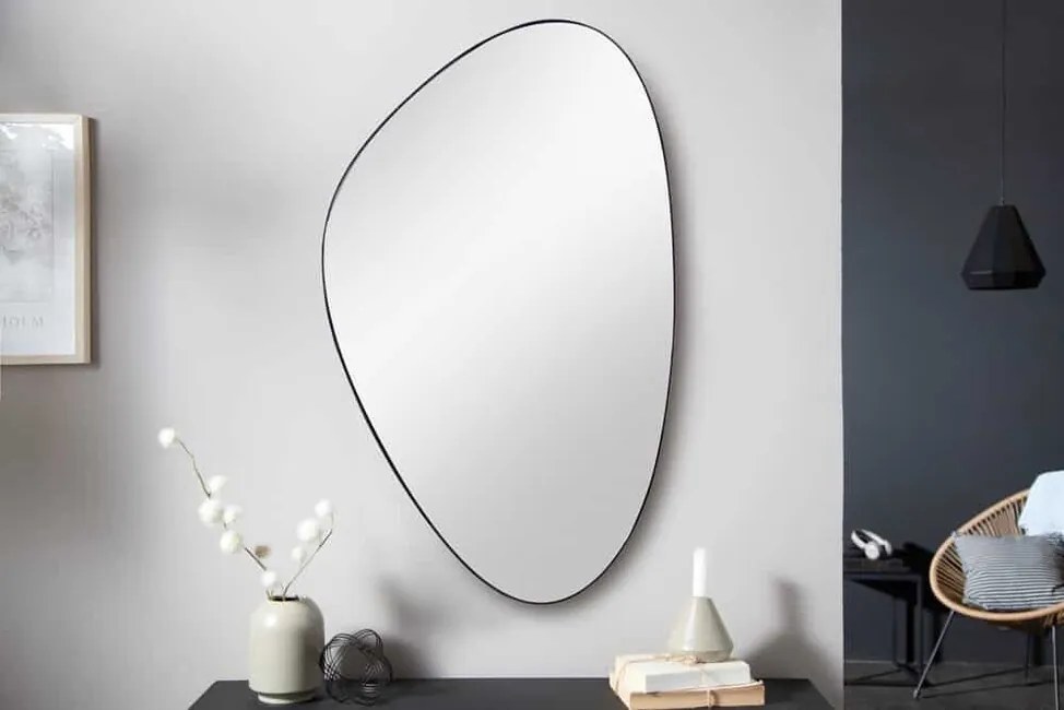 Moderní nástěnné zrcadlo s kovovým rámem Salome černá 90cm