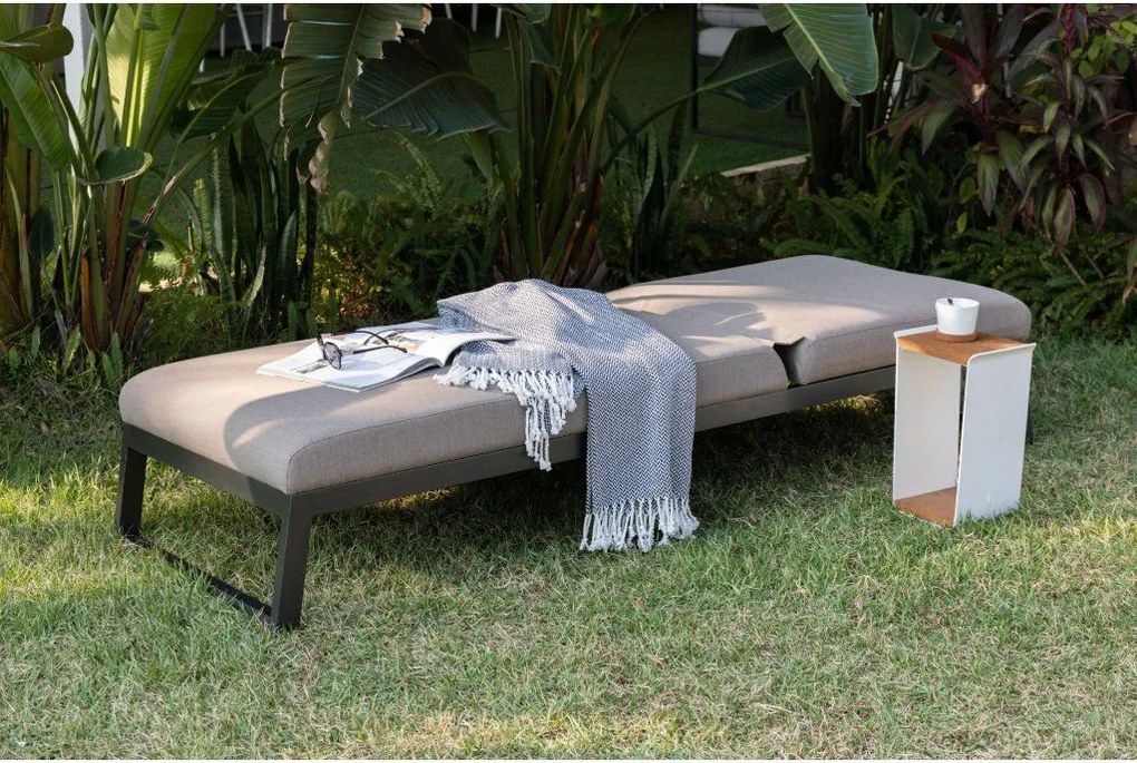 Doppler Melia LIKA-TEX® mocca - luxusní zahradní lehátko - Rozbalené zboží (N622)