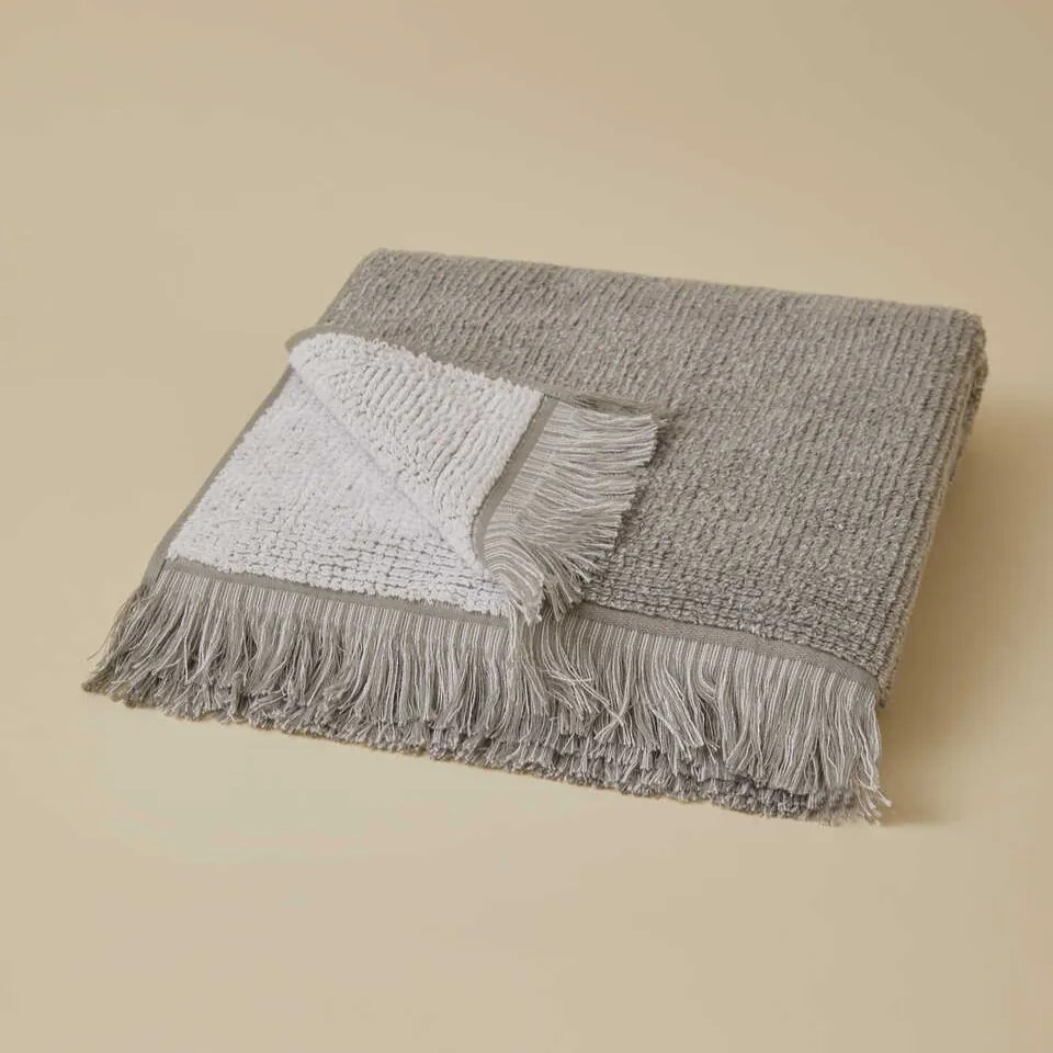 Ručník z froté bavlny Plush, šedý, 76x152 cm