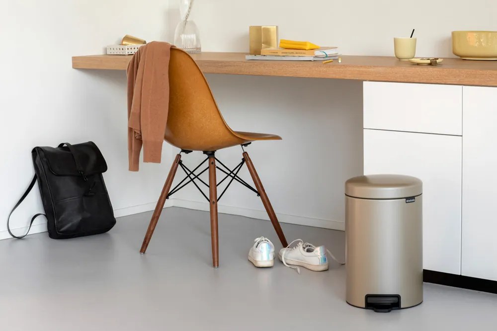 Brabantia NEWICON Pedálový odpadkový koš 12 l - metalická zlatá