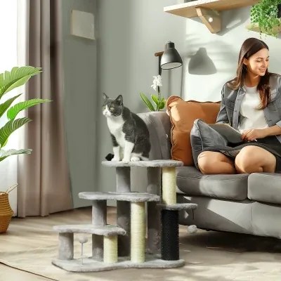 PawHut škrabadlo pro kočky, 50 cm vysoké, s plyšovými platformami, míčky pro kočky do 5 kg, světle šedé