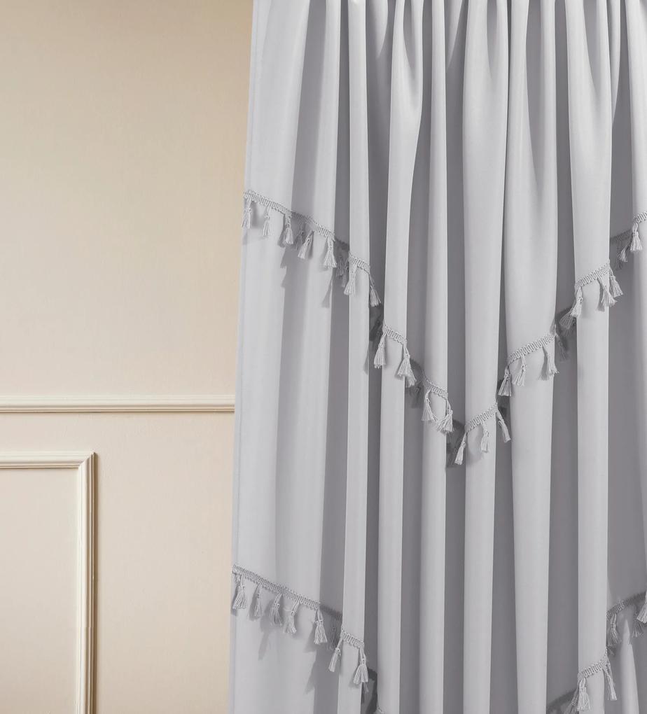 Room99 Hotový závěs na kroužcích s třásněmi Chloe Jednobarevný Barva: Krémová, Velikost: 140 x 250 cm