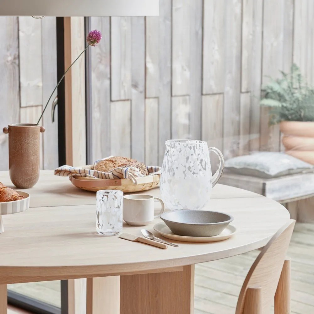 Jídelní židle z jasanového dřeva ve světle přírodní barvě Oy – OYOY Living Design