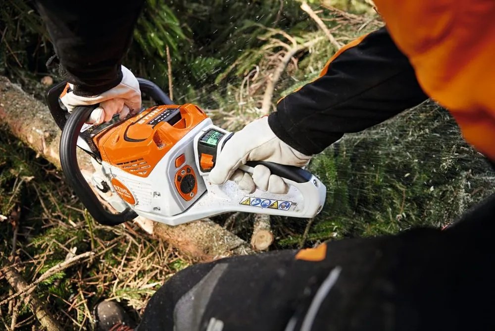 Aku řetězová pila STIHL MSA 300 C-O