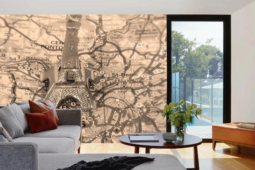 DIMEX | Samolepicí vliesová fototapeta na zeď Eiffelova věž na mapě MA-5-1545 | 375 x 250 cm | béžová, žlutá, metalická