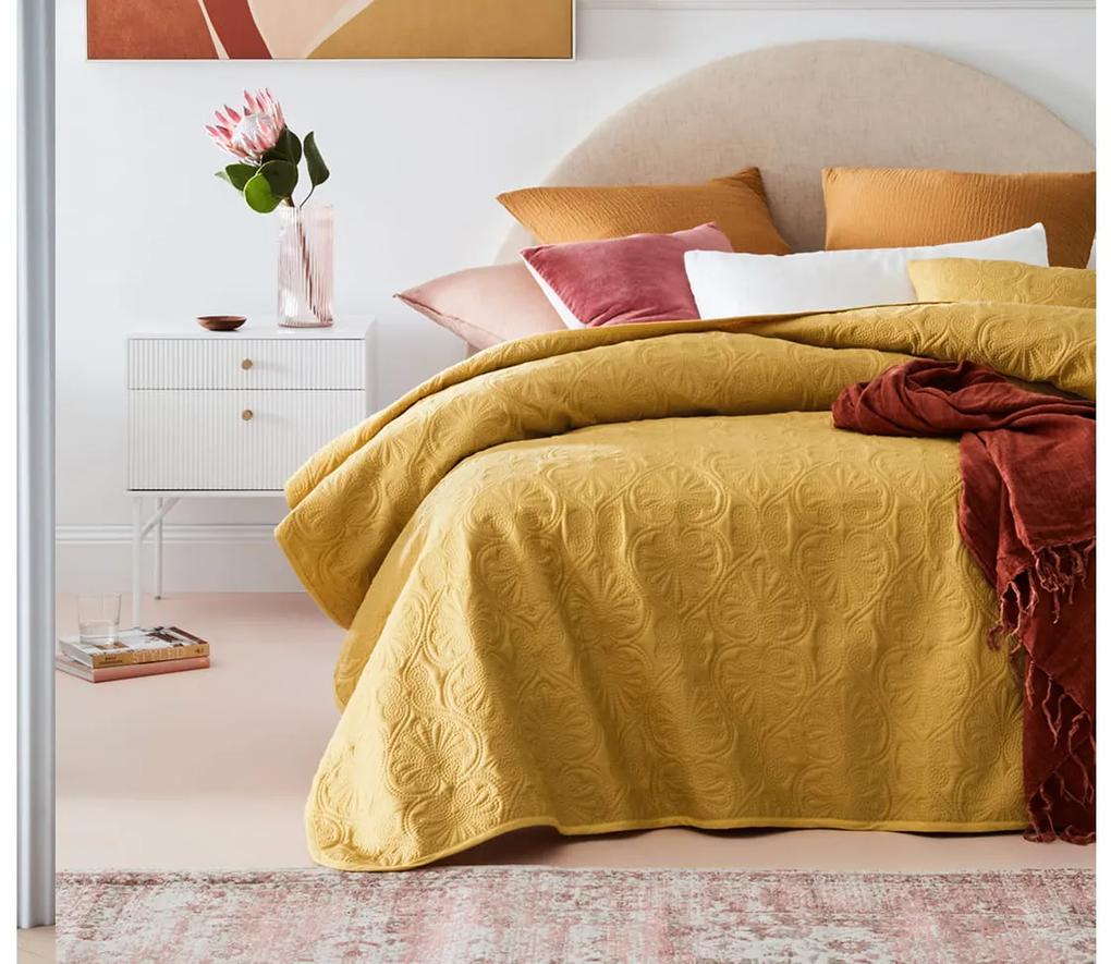 Room99 Přehoz na postel Prošívaný LEILA Barva: Krémová, Velikost: 220 x 240 cm