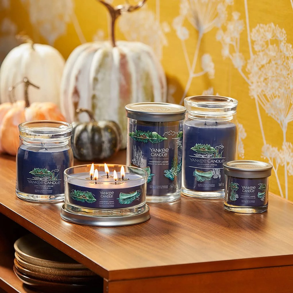 Yankee Candle vonná svíčka Signature Tumbler ve skle velká Lakefront Lodge 567g