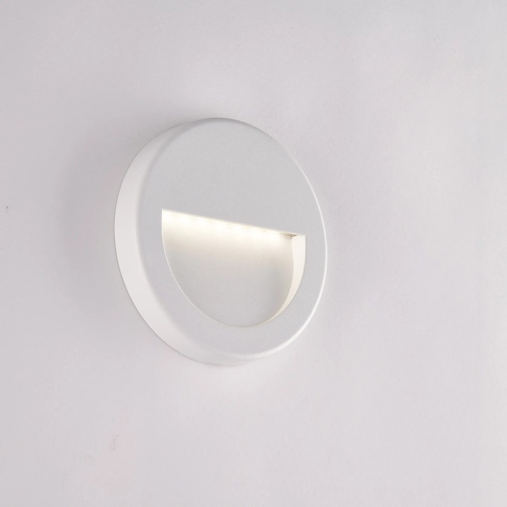 FAN LED-SMILE-BCO Venkovní nástěnné svítidlo LED SEGNAPASSI SMILE bílá polykarbonát 2,5 W 300 lm 4000 K IP54 11x1,5 cm - FANEUROPE