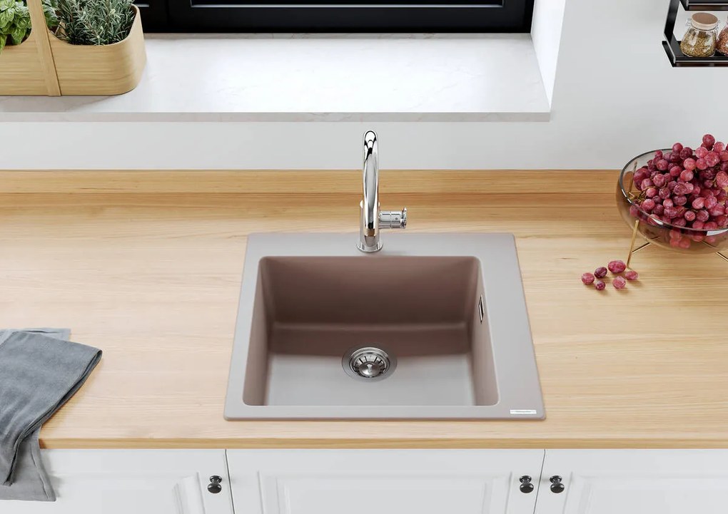 Hansgrohe Vernis Blend M35, kuchyňská páková baterie 210 s otočným výtokem, chromová, HAN-71870000