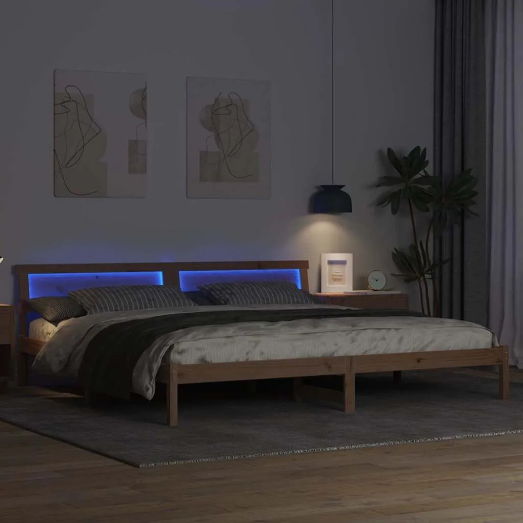 Rám postele s čelo Hnědá 200 x 200 cm Masivní borovicové dřevo 3385745