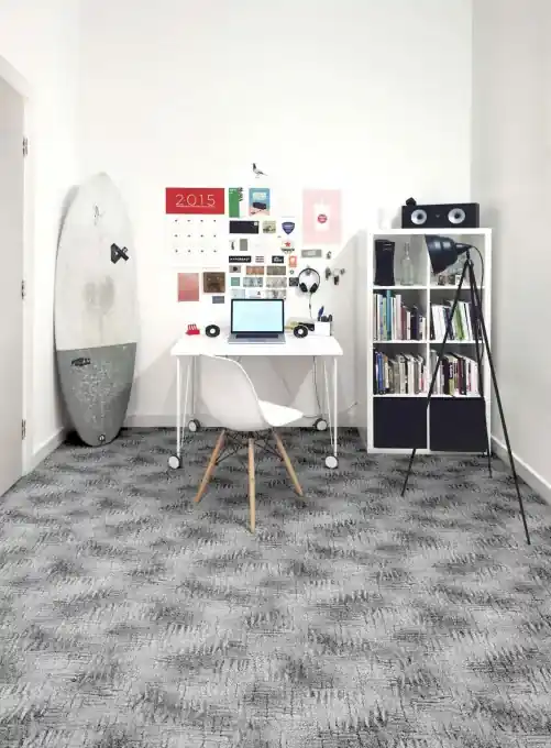 Metrážový koberec GROOVY šedý | BIANO