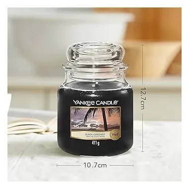 Vonná svíčka doba hoření 65 h Black Coconut – Yankee Candle