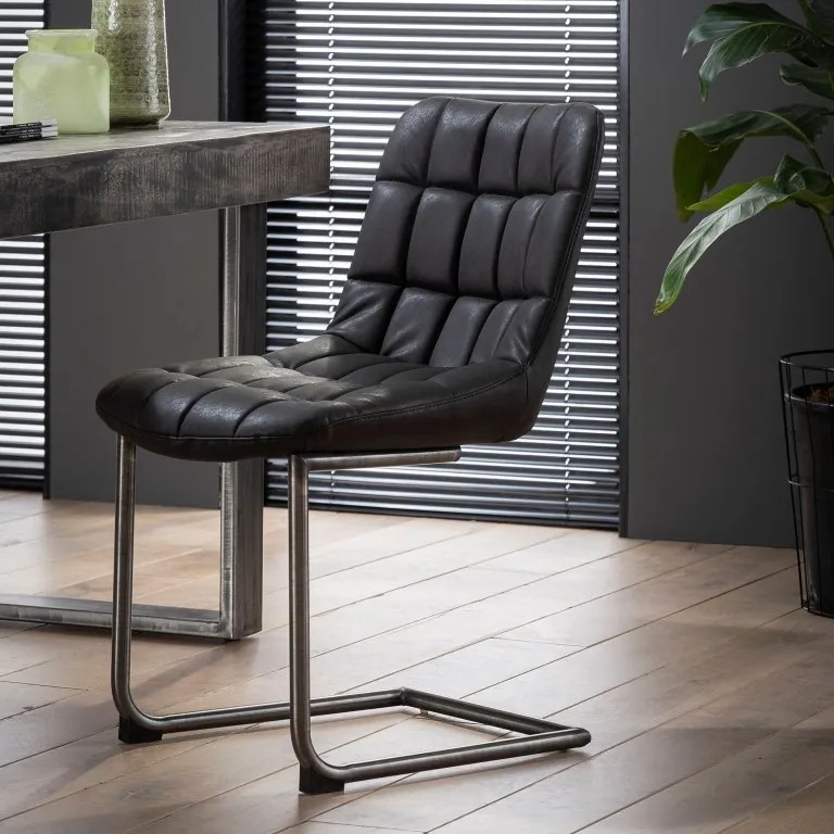 Jídelní židle Enola Muca-leather black