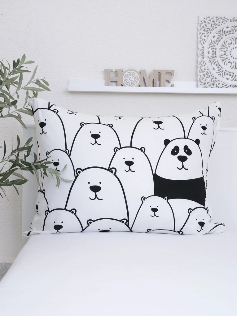 MK Lůžkoviny Povlak na polštář mikroplyš 70 × 90 cm – Rebel Panda