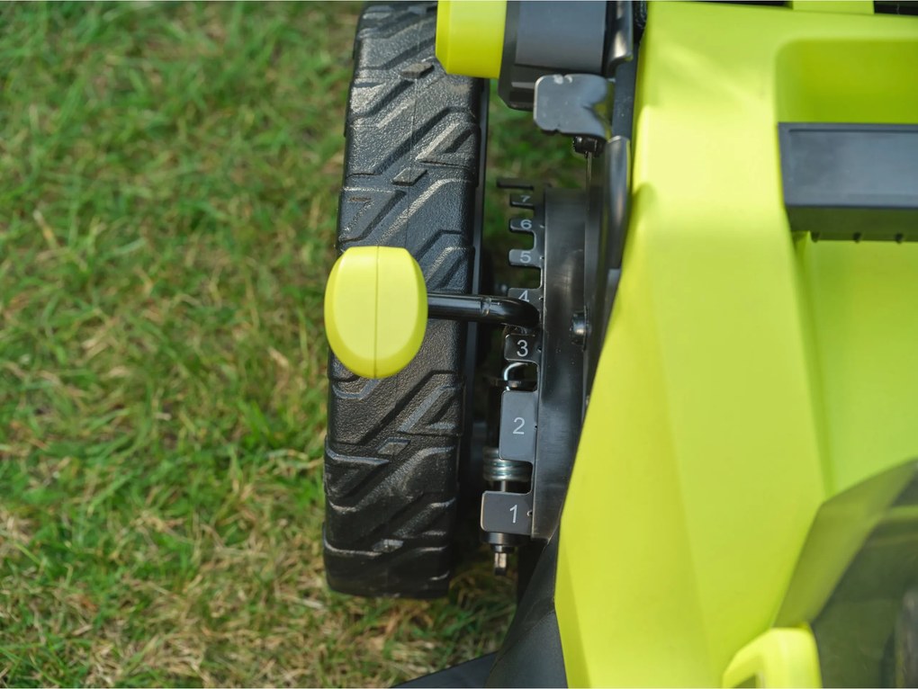 Ryobi RY18LMXSP51A-0 18V ONE+™ Akumulátorová travní sekačka s pojezdem 51 cm (bez aku)