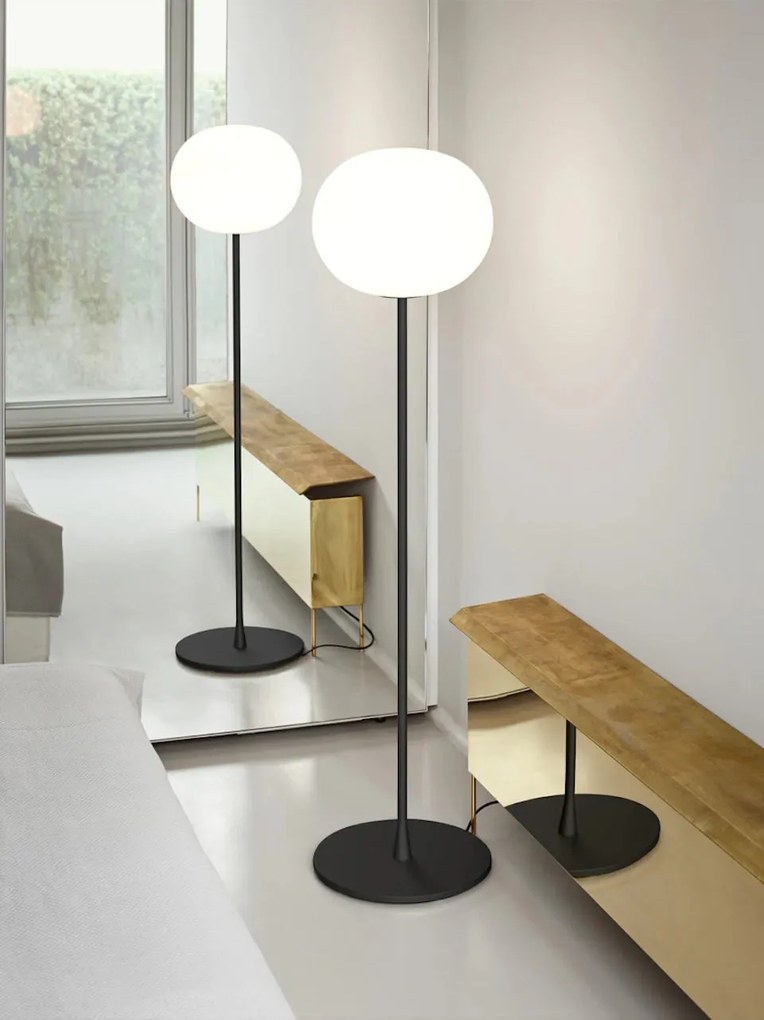 Flos Glo-Ball F2, stojací lampa z triplexového skla se stmívačem, černá, 1x150W E27, výška 175cm