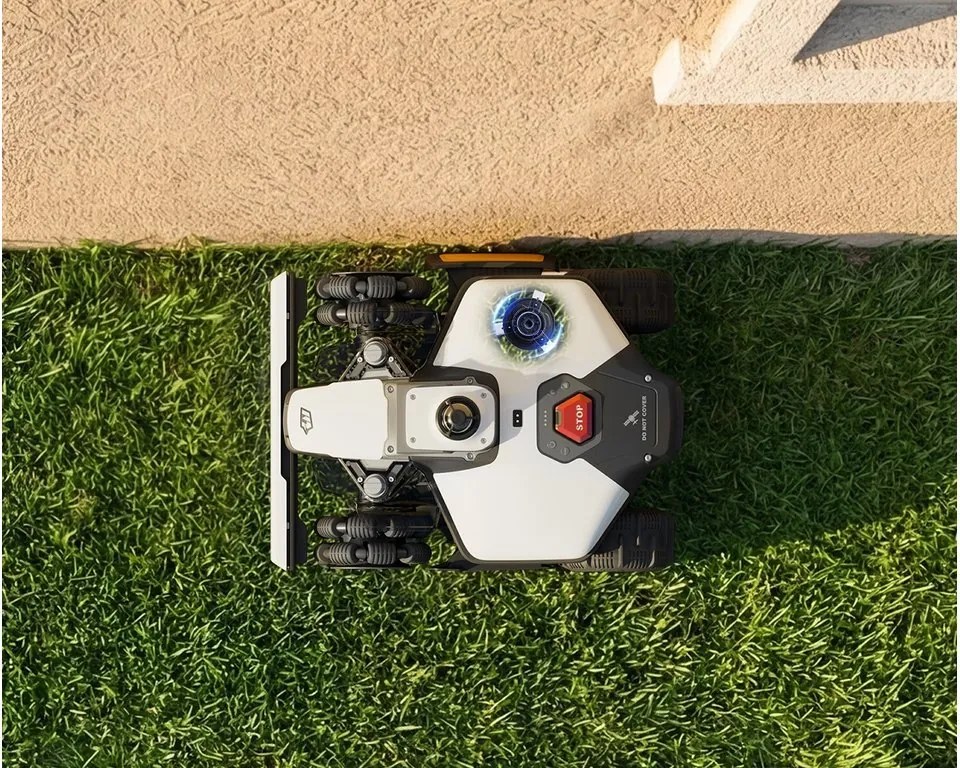 Robotická sekačka Mammotion LUBA mini 2 AWD 1500