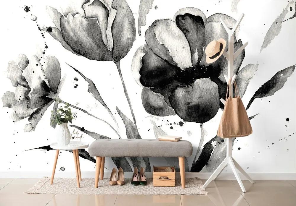 Samolepící tapeta černobílé tulipány v zajímavém provedení - 300x200 cm
