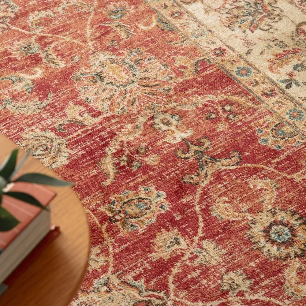 Červený koberec 200x275 cm Raja – Asiatic Carpets