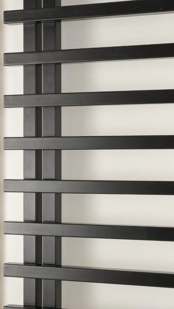 Hopa Darvel koupelnový radiátor 600 x 930 mm středové připojení černá RADDAV609031