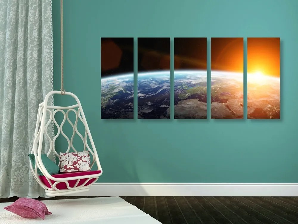 5-dílný obraz pohled na planetu z vesmíru - 100x50 cm