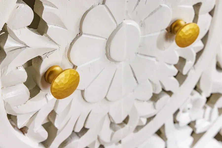 Designová vysoká komoda Felicita 140 cm bílé mango