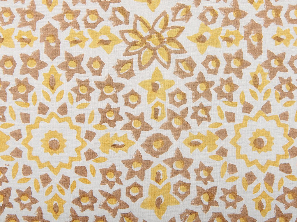 Bavlněný polštář květinový vzor 45 x 45 cm žlutý LYCROIS Beliani