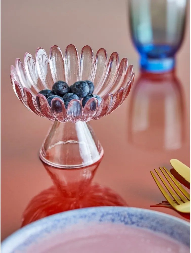 Světle růžový skleněný pohár na zmrzlinu 220 ml Nalu – Bloomingville