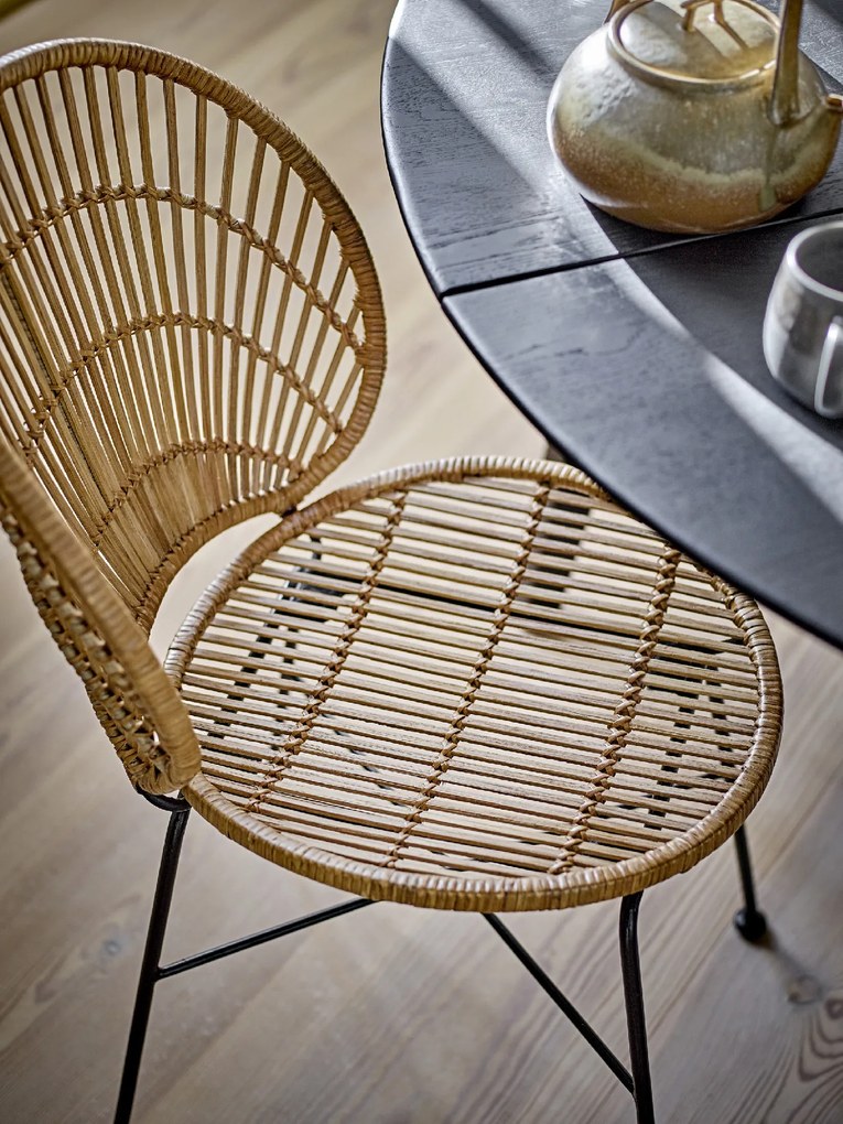 BLOOMINGVILLE Kulatý jídelní stůl PERON ø140 cm černý 82064674AA