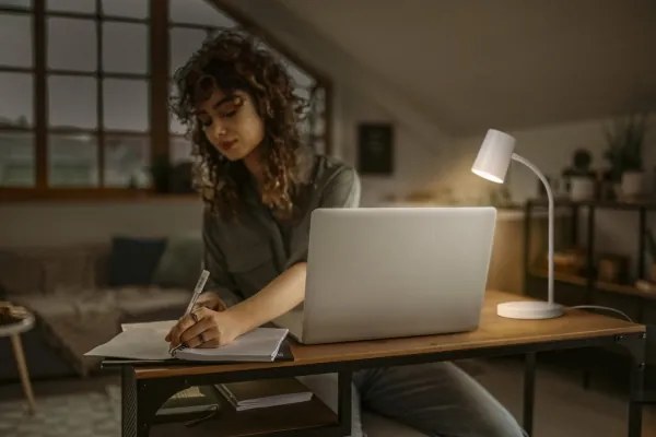 Osram - Stolní lampa DESK LINE 1xGU10/9W/230V bílá
