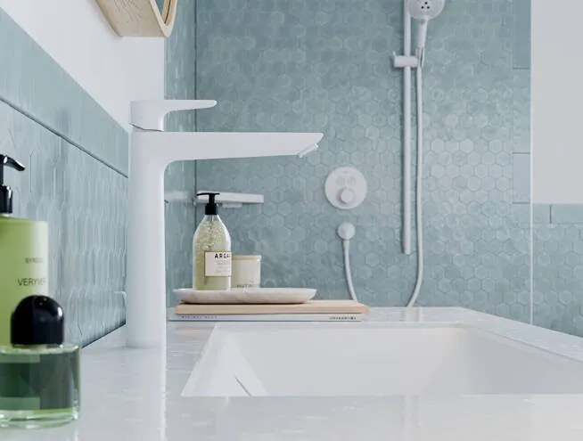 Hansgrohe Talis E, vysoká umyvadlová baterie 240 s odtokovou soupravou s táhlem, bílá matná, 71716700