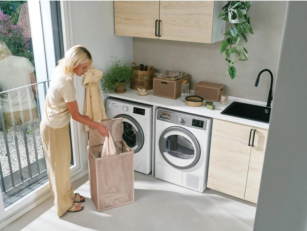 Starorůžový koš na prádlo z recyklovaného plastu 60 l Kaya – Curver