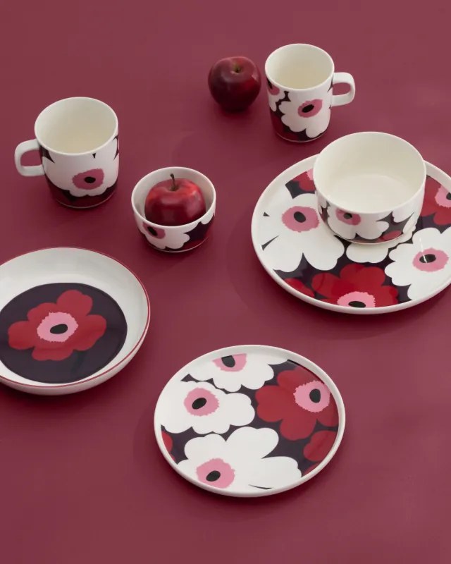 Hrnek Oiva Unikko 0,25l, švestkovo-brusinkový