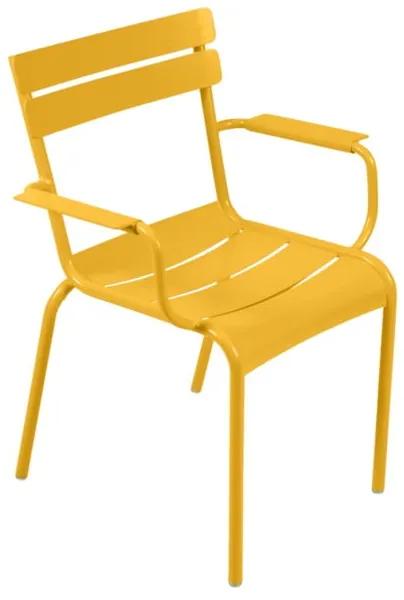 Žlutá zahradní židle s područkami Fermob Luxembourg