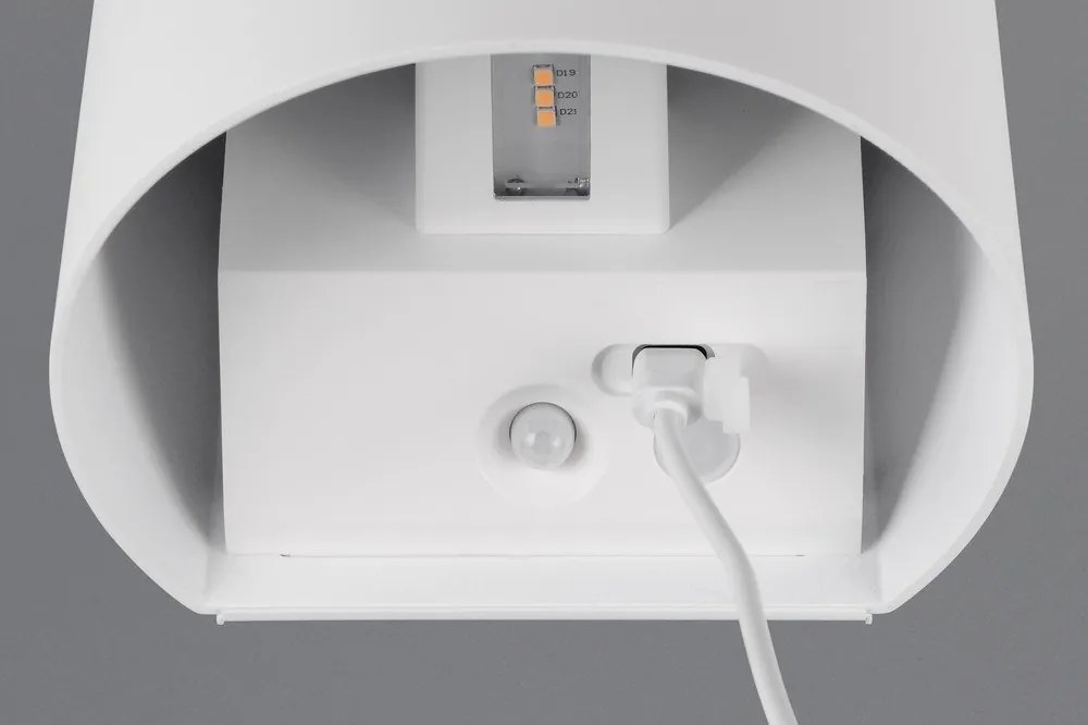 LED nástěnné venkovní svítidlo se senzorem pohybu na USB (výška 10 cm) Genie – Reality
