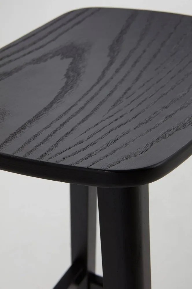Černá barová stolička z jasanového dřeva (výška sedáku 65 cm) Selene – Jotex