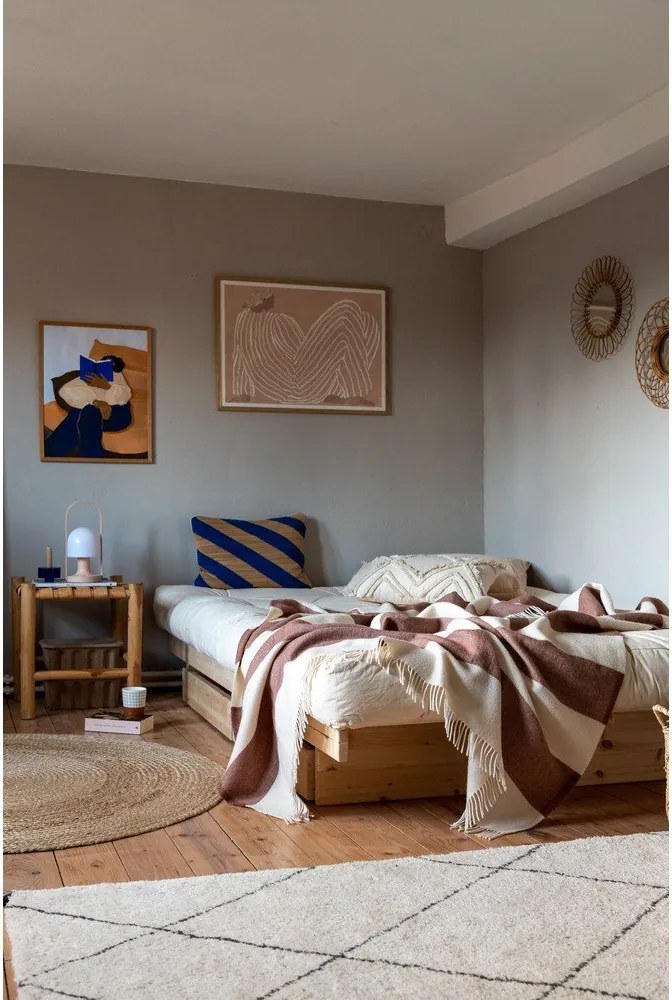Dvoulůžková postel z borovicového dřeva s úložným prostorem s roštem v přírodní barvě 160x200 cm Kanso – Karup Design