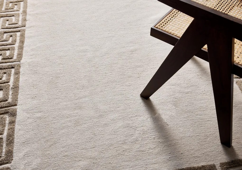 Diamond Carpets India, Ručně vázaný kusový koberec Greek DESP P86 Ivory White Antique Mud, 240x300, bílá, chodba / předsíň
