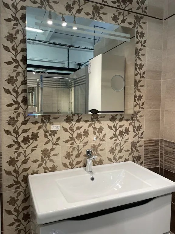 Lavedo Lava Della 80x65 koupelnové zrcadlo s LED podsvícením