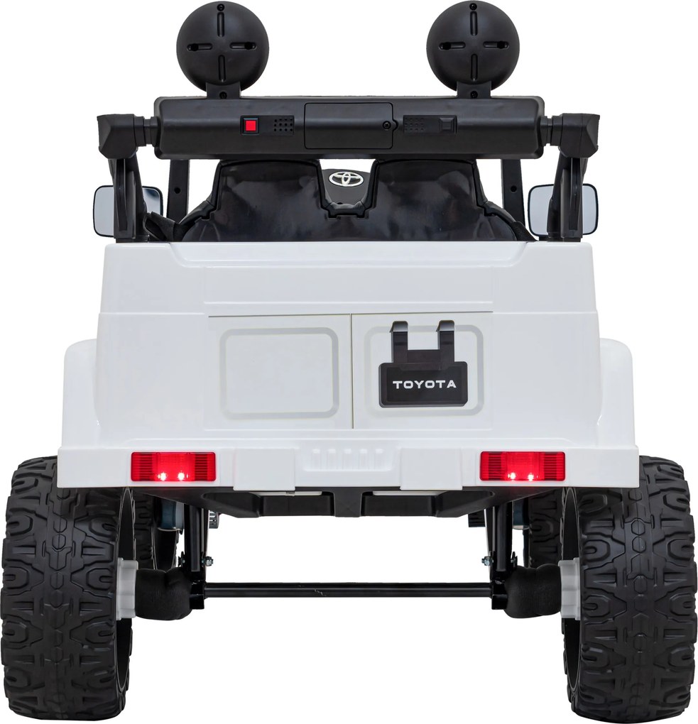 Ramiz Elektrické autíčko Toyota FJ Cruiser bílé + ovladač + pohon 4x4 + LED a audio + EVA kola + plynulý rozjezd