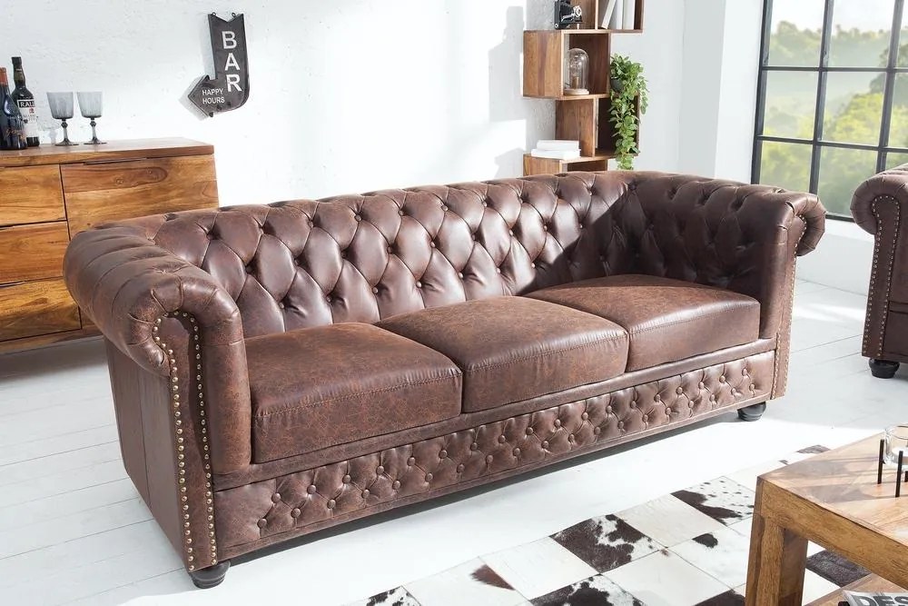 Trojsedačka Chesterfield Vintage II - kůže