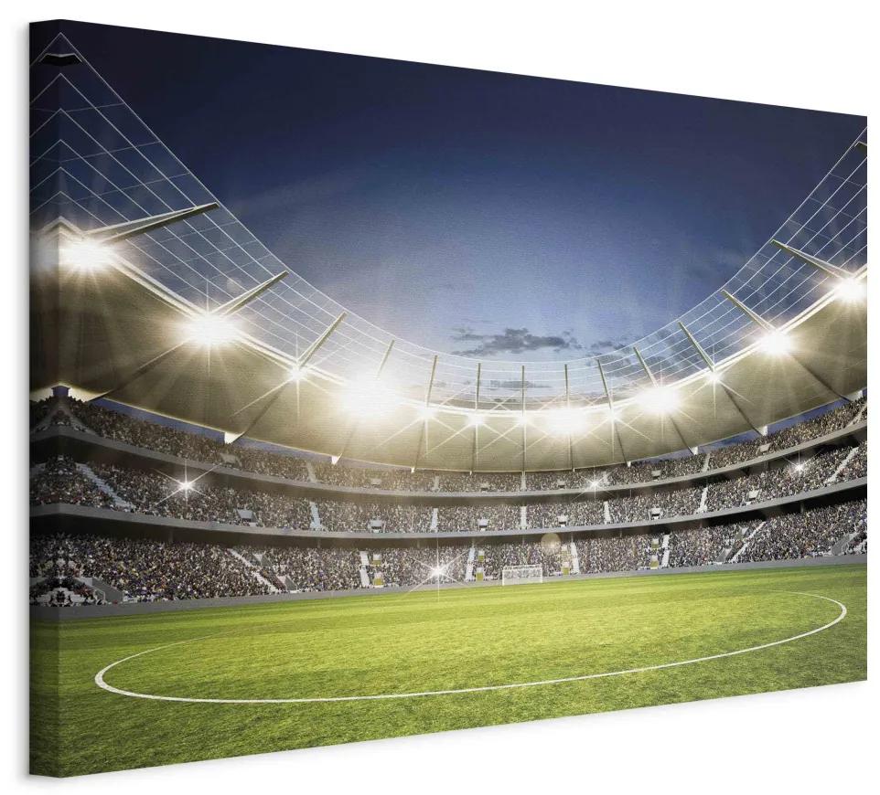 Obraz XXL Fotbalový stadion - osvětlené hřiště a tribuny před finálovým zápasem